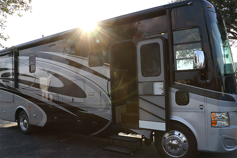 DUEK MOTORHOMES – Viajar de uma forma diferente... - MD1® ORLANDO